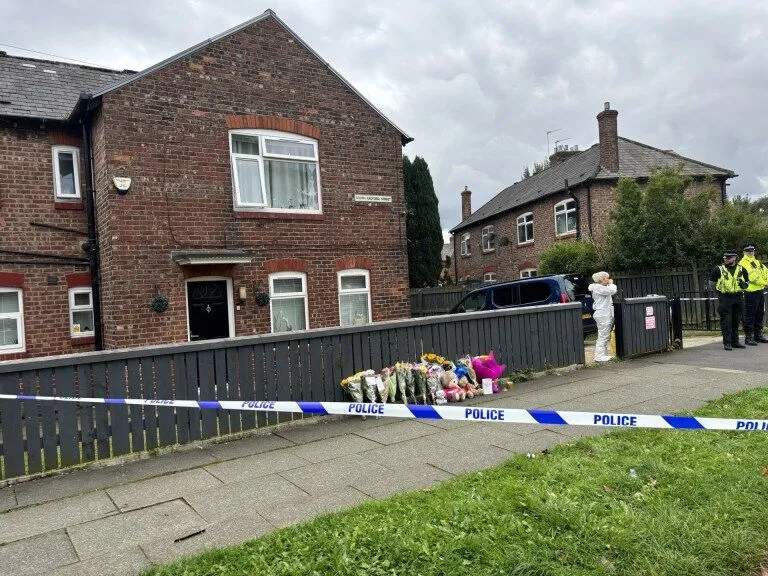 Salford mother found dead with disabled daughter was lonely and ...