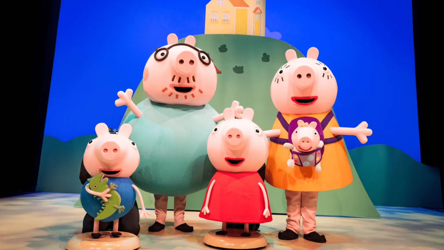 Peppa Pig stage show heads to Salford's Lowry Theatre | Salford Now