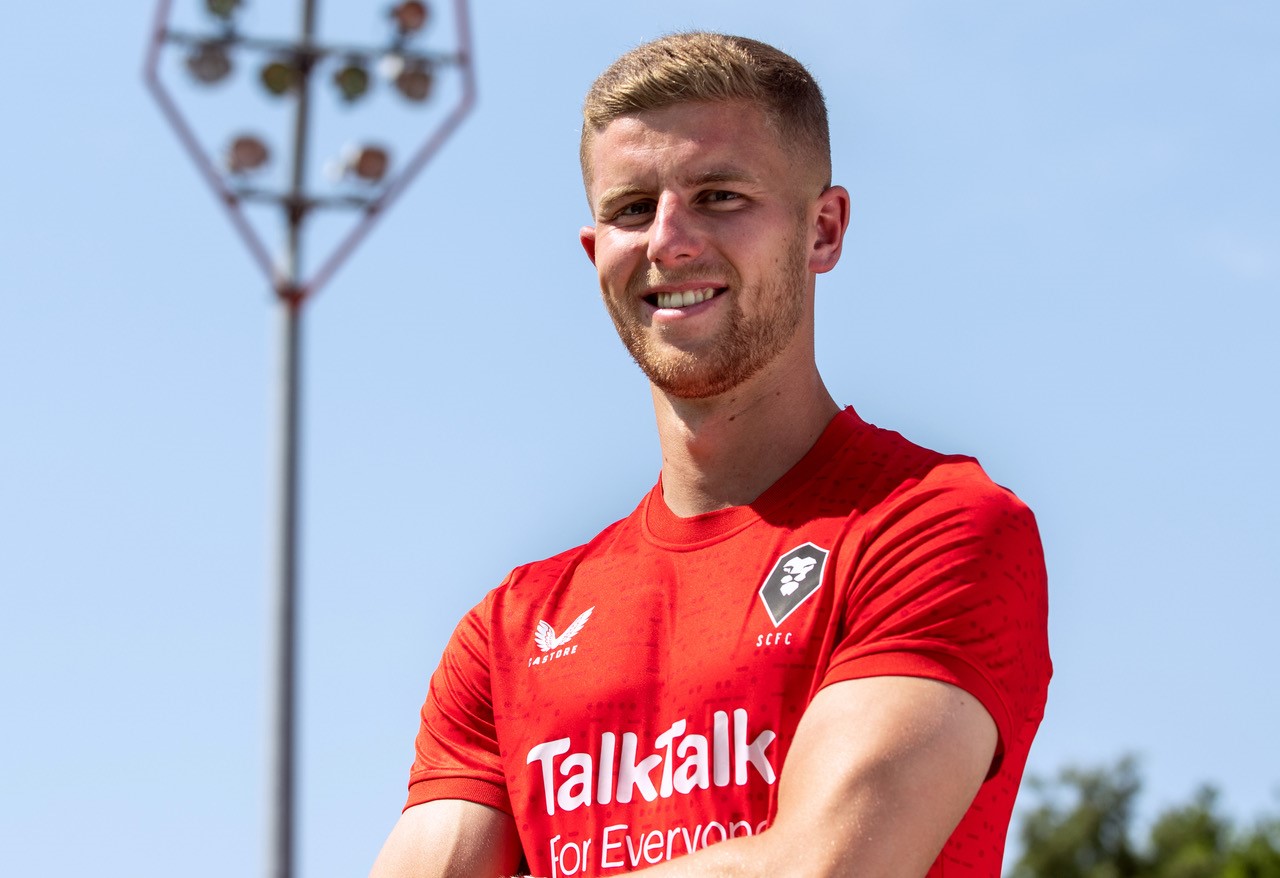 Salford City FC sign centre-back Ryan Leak on a two-year deal