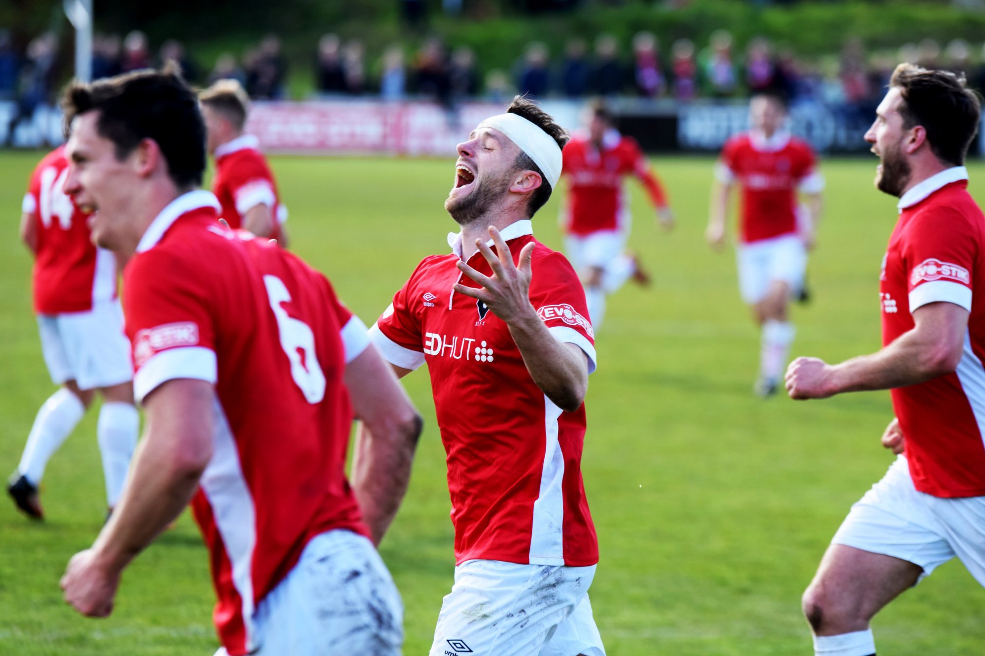 Ex-Salford City defender Stephen O'Halloran announces retirement