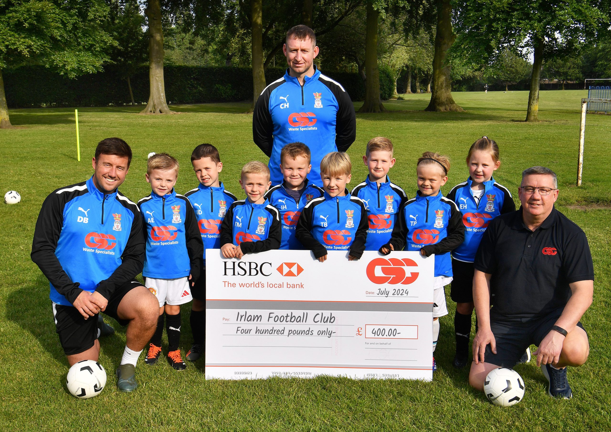 Junior footballers from Irlam FC bag £400 sponsorship boost | Salford Now