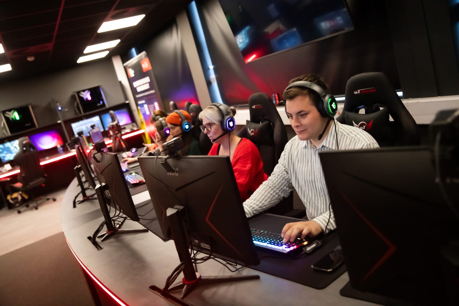 New high-tech Esports Lab opens its doors in Salford | Salford Now