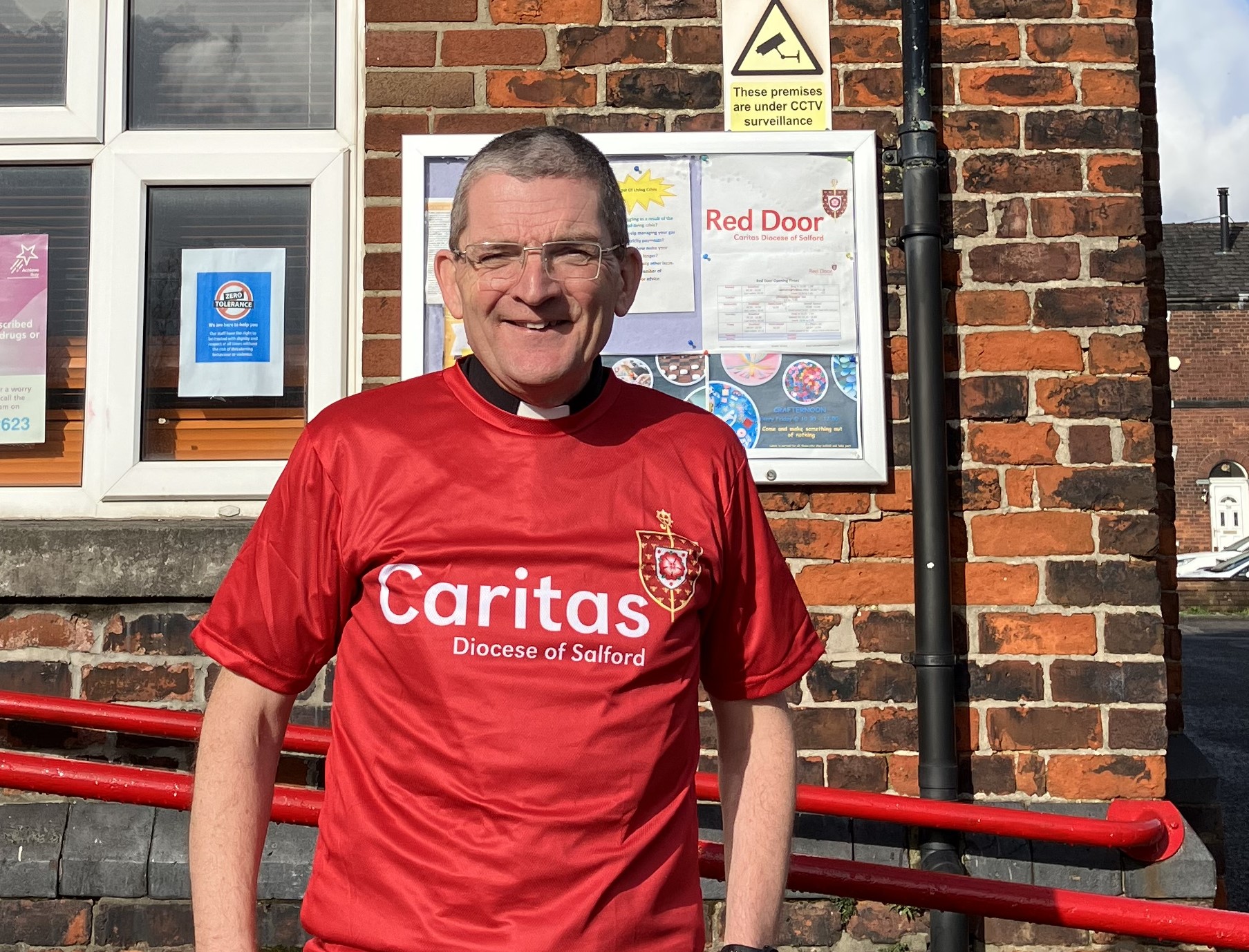 Parish priest taking on over 900km run for Salford charity | Salford Now