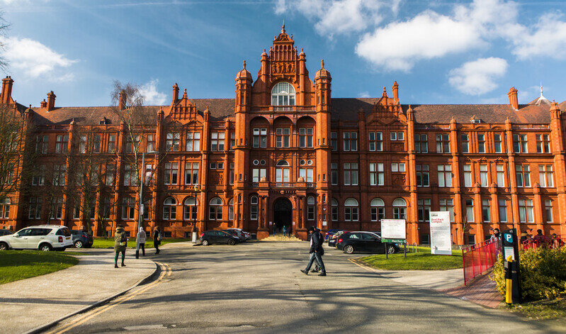 University and council strike new deal to support Salford | Salford Now