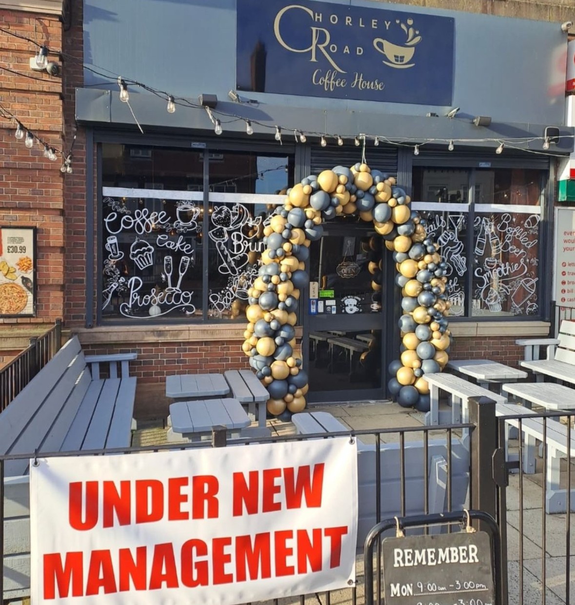 New Swinton coffee shop opens with 'overwhelming' success | Salford Now