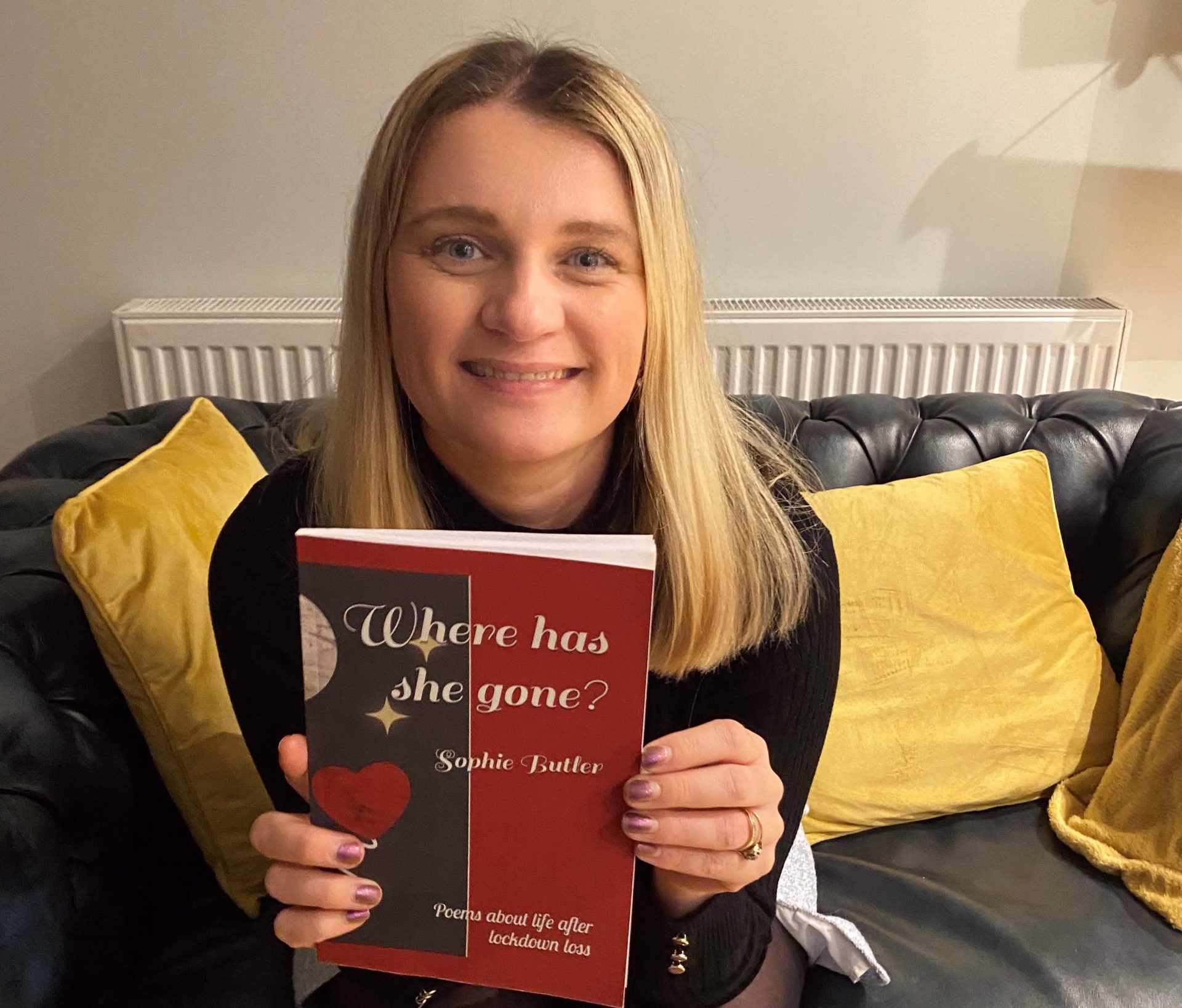 Lockdown loss inspires bestselling poetry book for Monton woman
