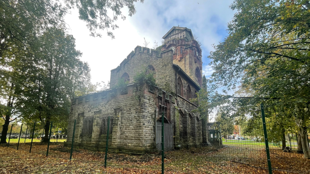 Talks held over future of historic Salford Chapel | Salford Now